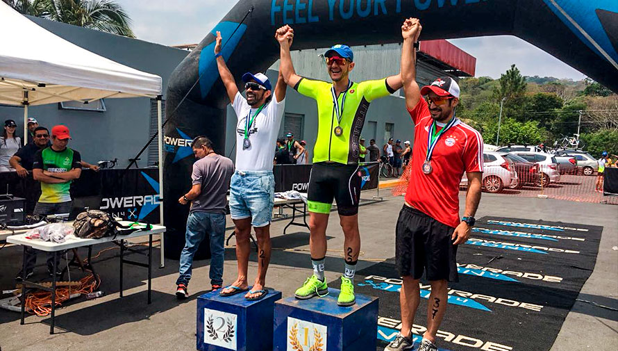 Peter Zimeri y Gustavo Pontaza ganaron la segunda Triatlón Olímpica de ...