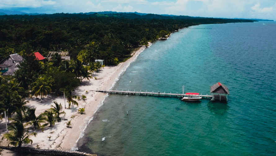 Playas de arena blanca en Guatemala