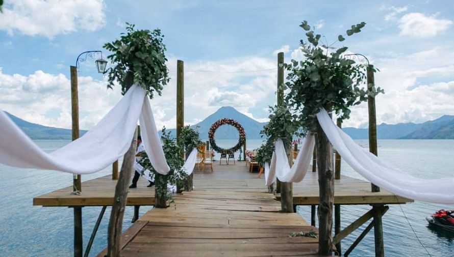 Fotografías de bodas a orillas del Lago de Atitlán en Guatemala
